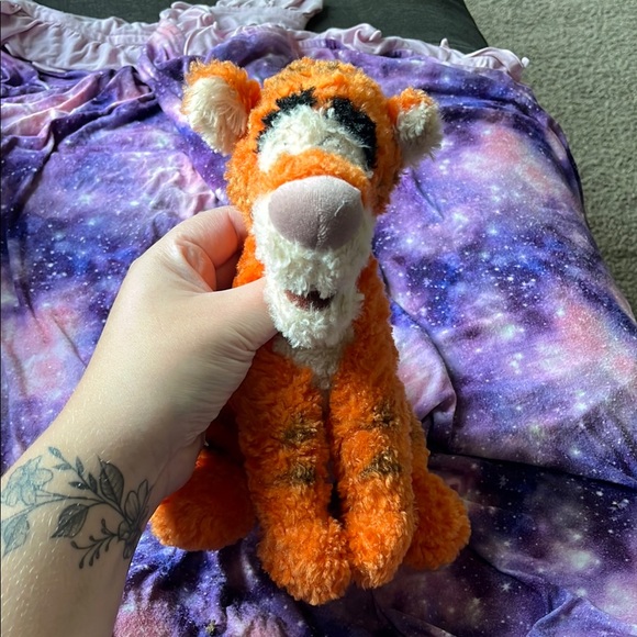 Disney | Toys | B9 Vintage Official Disneylanddisneyworld Tigger ...